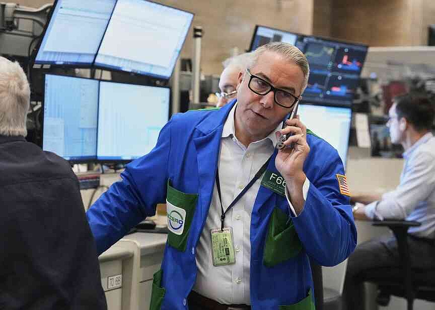 US stocks dip amid reports of slowing job market | Northwest Arkansas ...