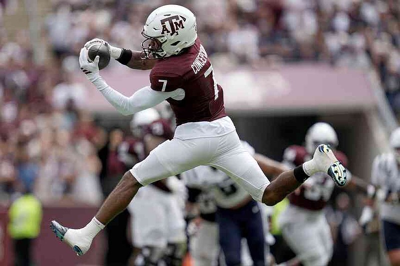 A&M’s QB throws for 3 touchdowns | The Arkansas Democrat-Gazette ...