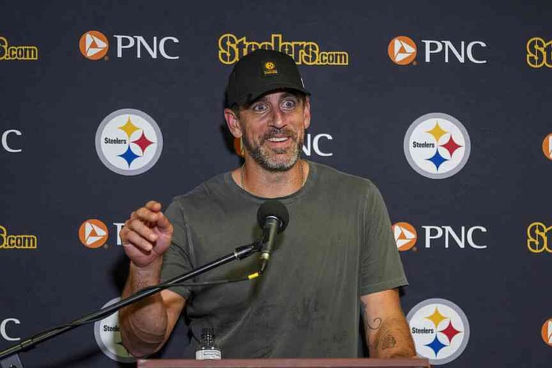 Rodgers sparkles in Steelers debut | Northwest Arkansas Democrat-Gazette