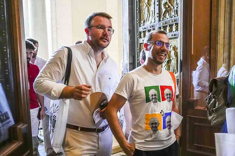 LGBT Catholics make pilgrimage amid Holy Year | The Arkansas Democrat ...