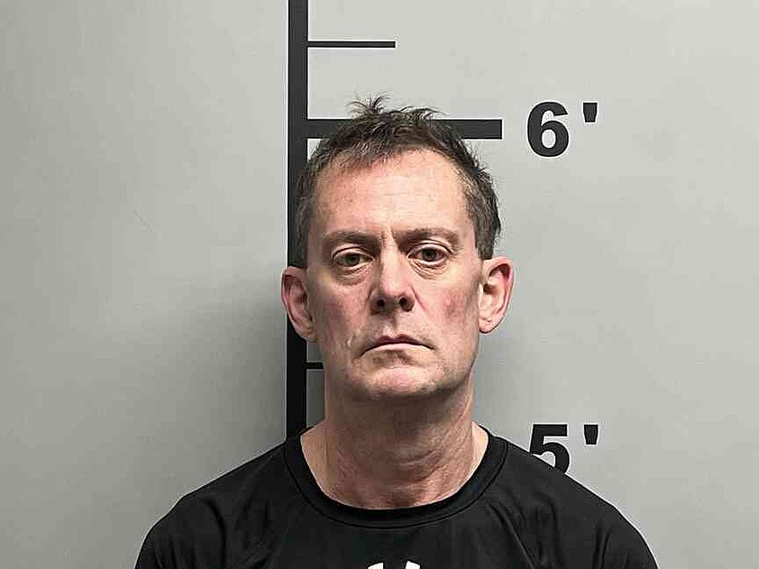 Threats at governor result in six-year prison sentence for Rogers man ...