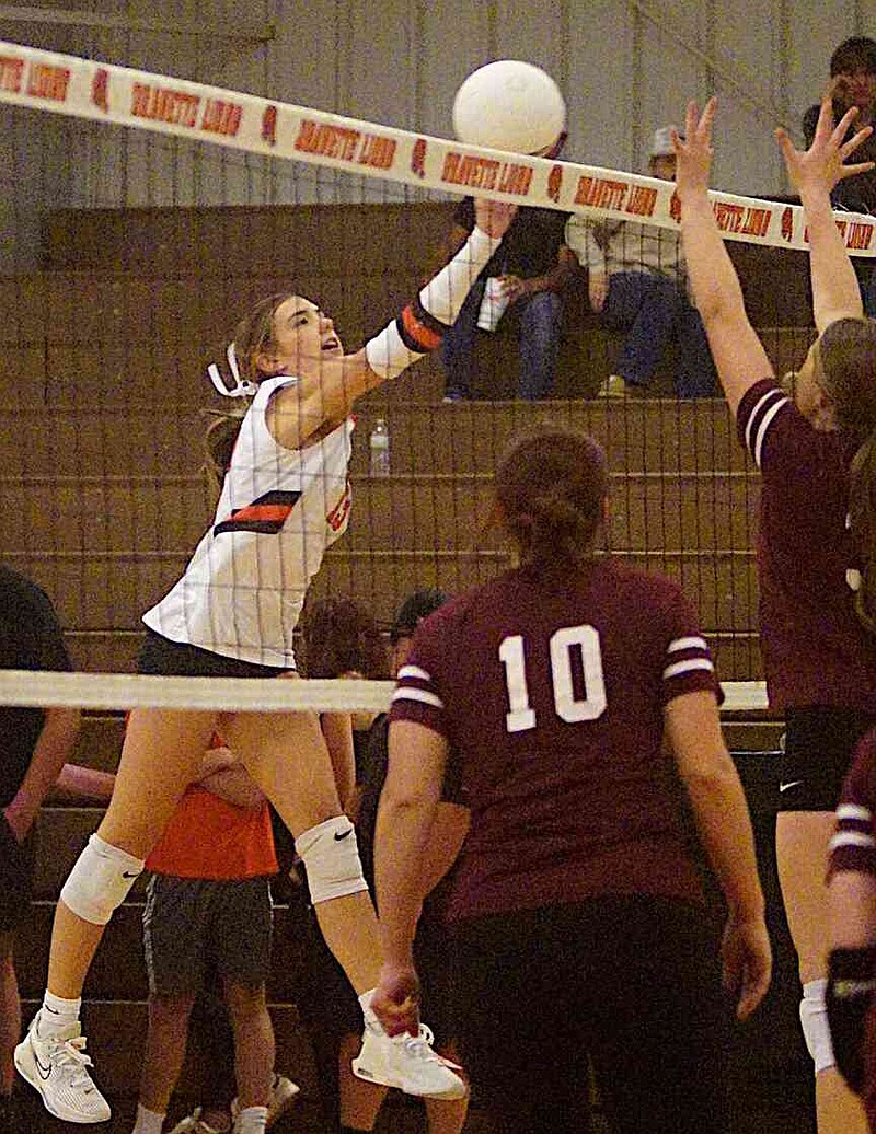 Gravette volleyball team picks up wins | Westside Eagle Observer