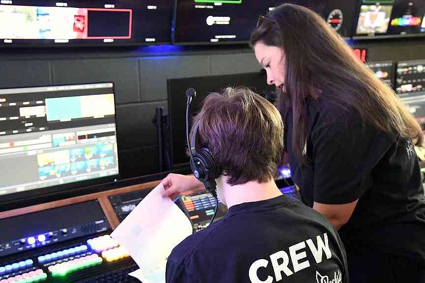 WATCH | Lakeside broadcast team shows merit with simultaneous ...