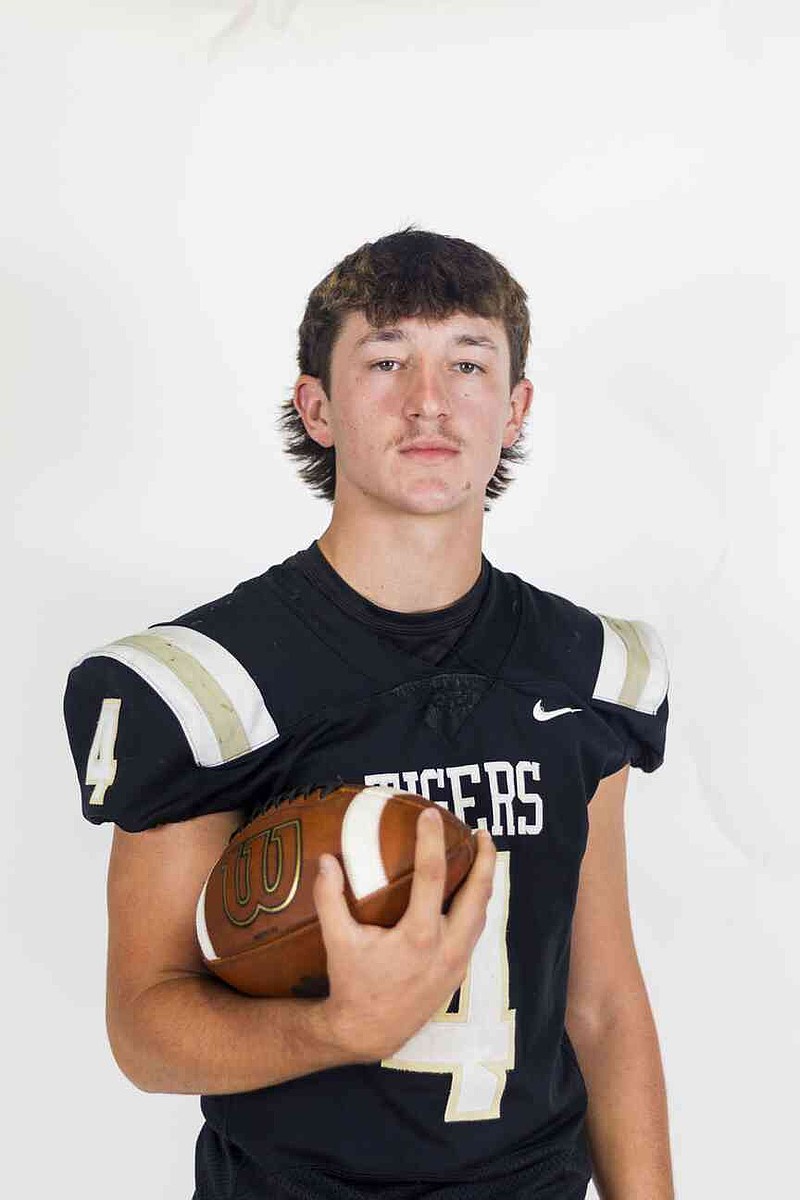 Charleston’s Little ignites 5 TD scoring frenzy | River Valley Democrat ...