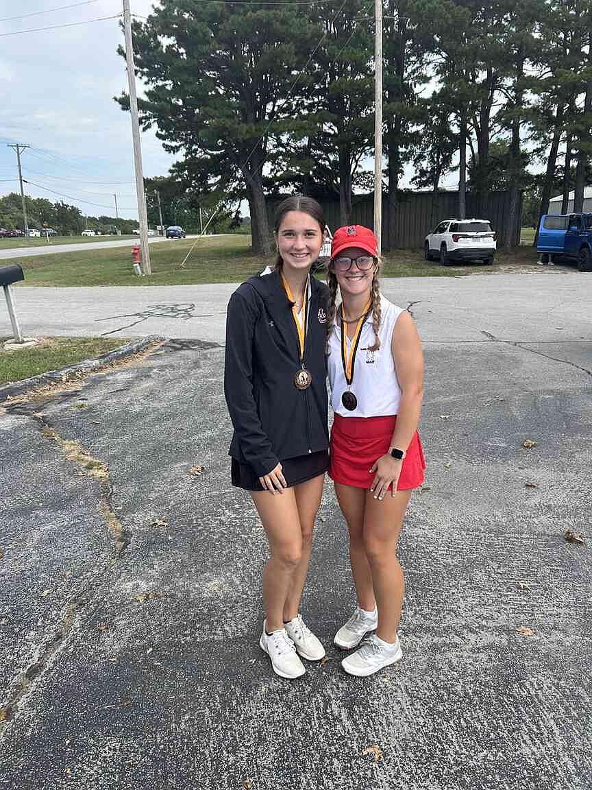 Lady Stangs start strong in golf | The McDonald County Press