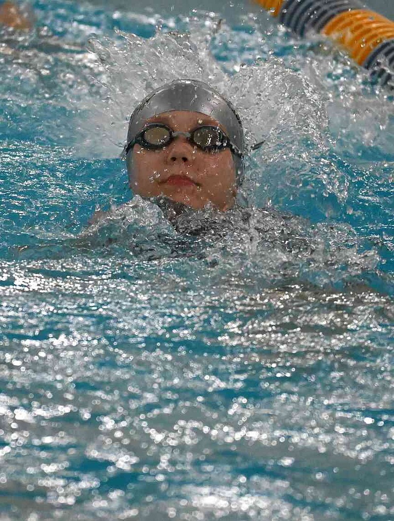 SSHS teams splash into new season | The Herald Leader
