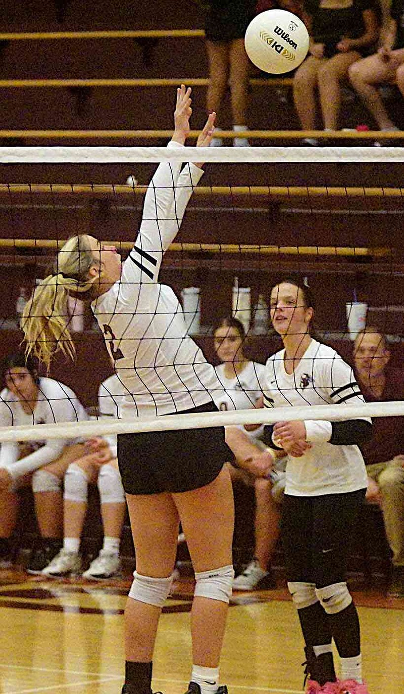 Gentry girls sweep Green Forest, swept by Huntsville | Westside Eagle ...