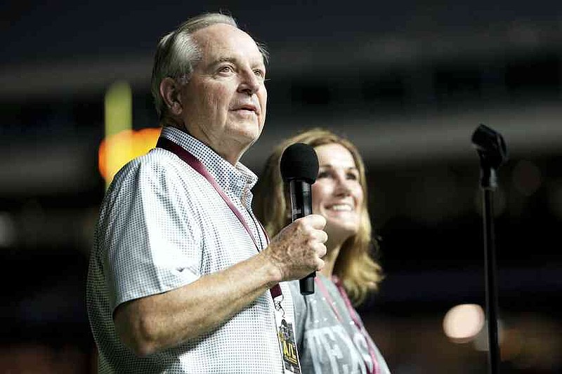 Texas A&M’s Welsh resigns as president | Northwest Arkansas Democrat ...