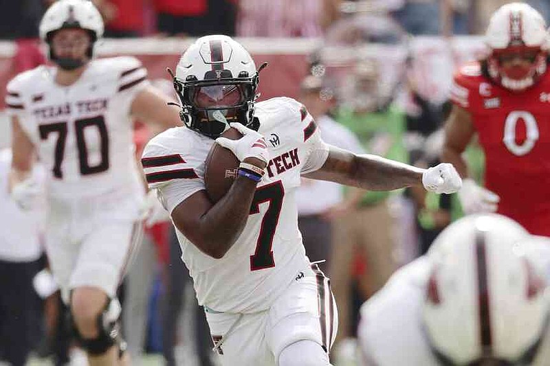 Savvy reserve QB shines for Raiders | Northwest Arkansas Democrat-Gazette
