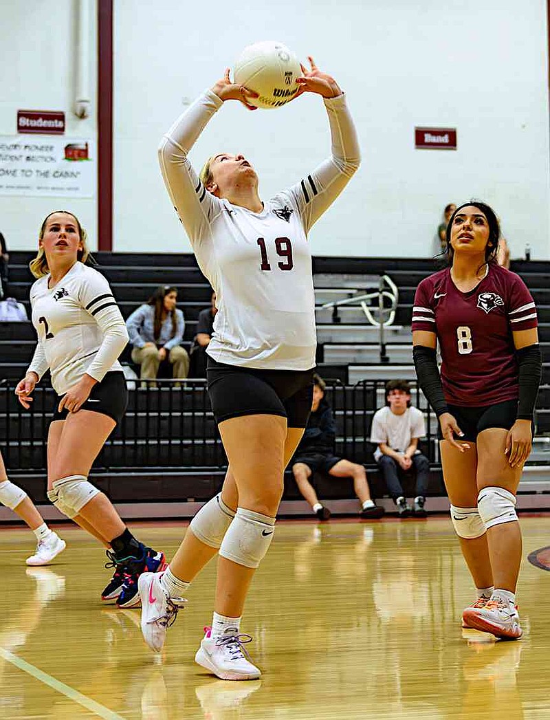 Gravette records win, Decatur and Gentry, losses on volleyball court ...