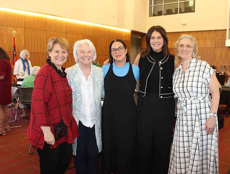 Giving group gathers, votes, grants | Northwest Arkansas Democrat-Gazette