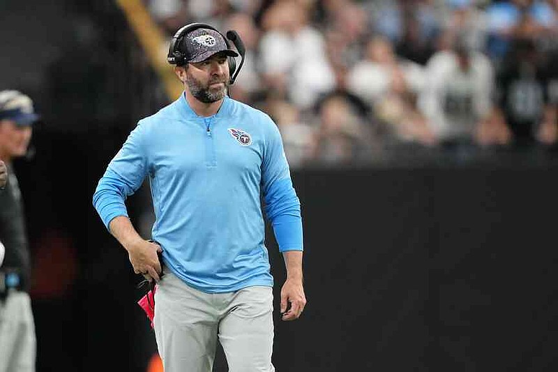 Titans sack coach, cite lack of growth | The Arkansas Democrat-Gazette ...