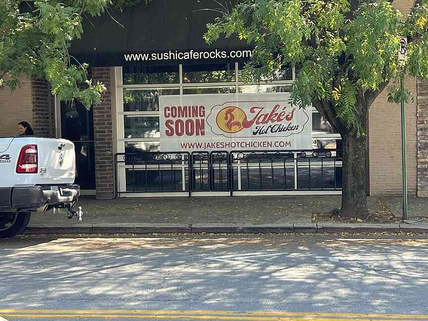 RESTAURANT TRANSITIONS: Hot chicken outlet appears to have chickened ...