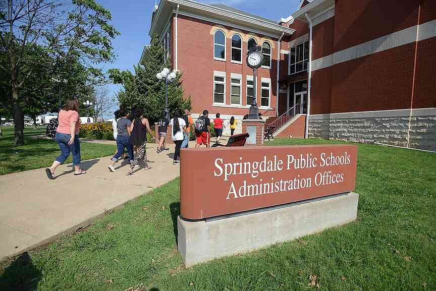 Springdale schools superintendent shares report on enrollment decline ...