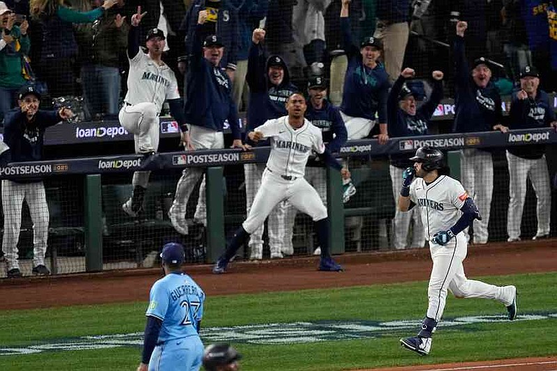 Suarez’s HRs end home teams’ woes | Northwest Arkansas Democrat-Gazette