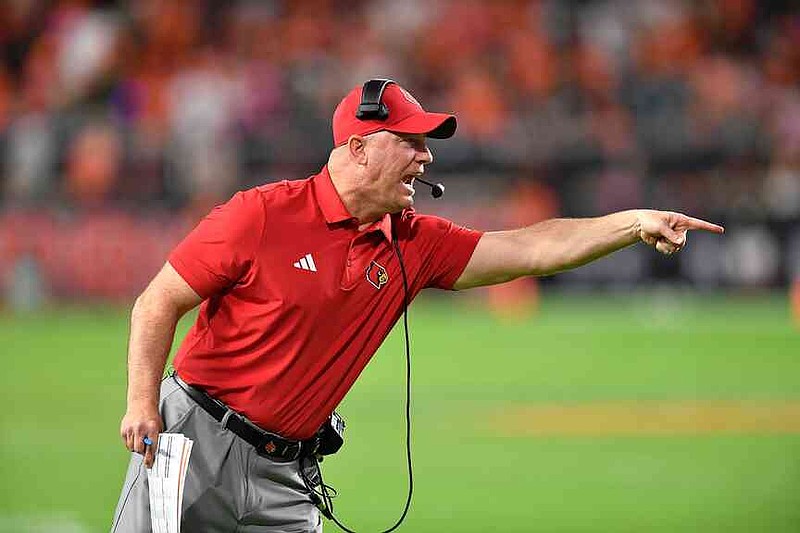 Interceptions foil Miami’s streak | The Arkansas Democrat-Gazette ...