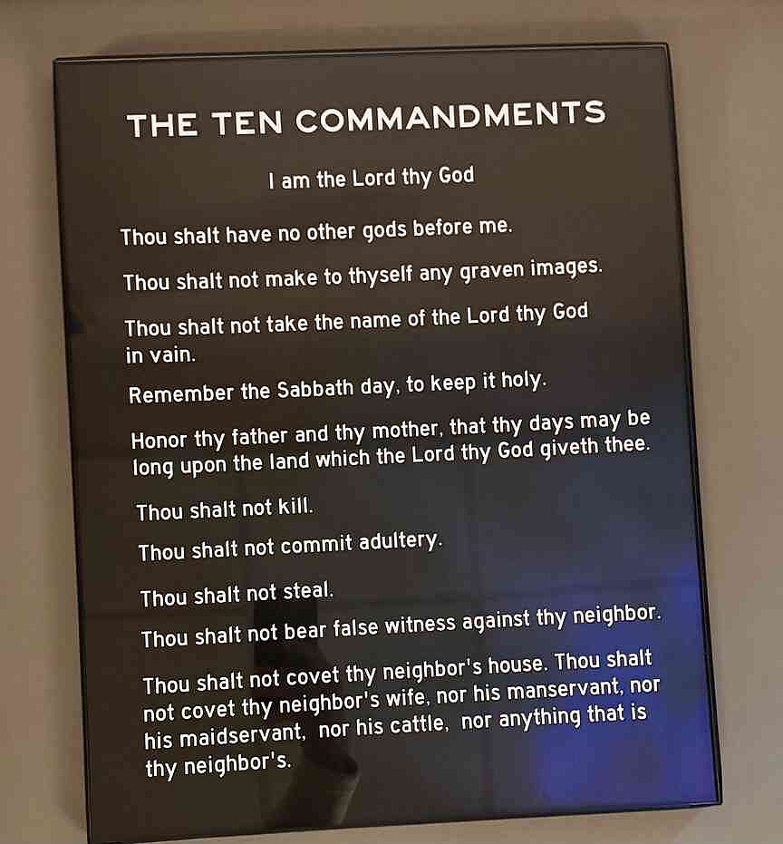 Lakeside schools take down Ten Commandments displays after judge’s order | The Arkansas Democrat ...