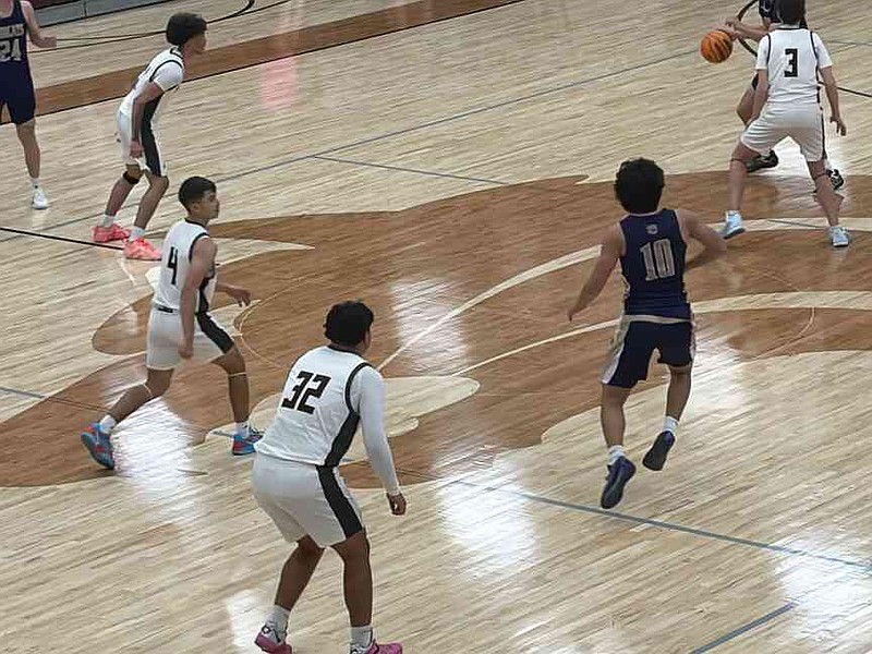 Berryville hangs on to beat Lincoln | The Washington County Enterprise ...