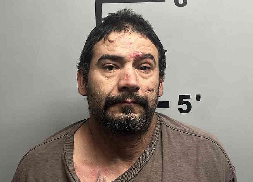 Gravette man accused of attacking family, threatening them with gun ...