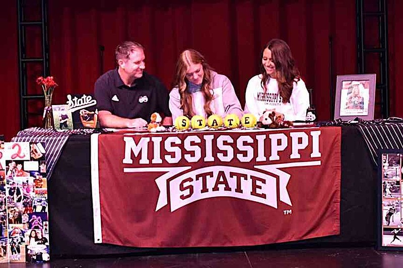 River Valley athletes sign to play at next level | River Valley ...