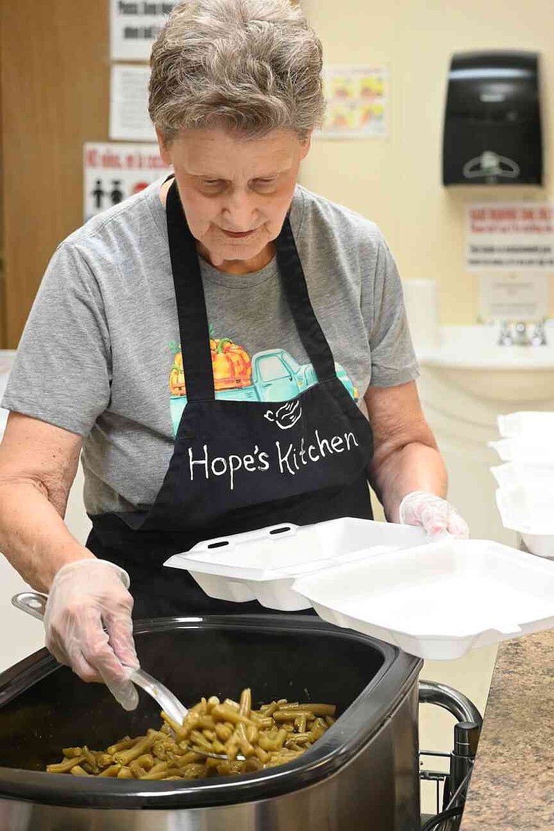 Northwest Arkansas community comes together to put the ‘giving’ in ...