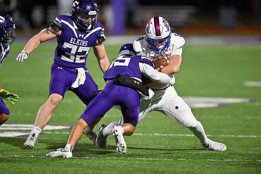 Backup QB scores winner for Elkins in title game rematch vs ...
