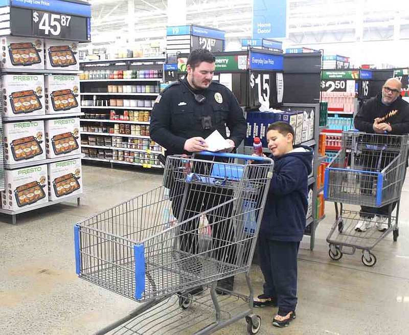 Prairie Grove officers, kids shop together for Christmas | Northwest ...