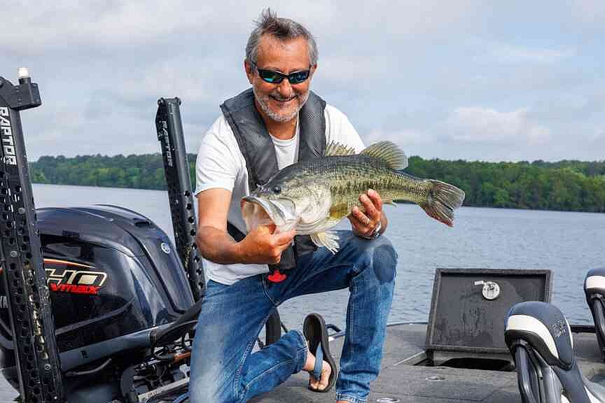 Arkansas’ new trophy bass program works to reward anglers, help fish ...
