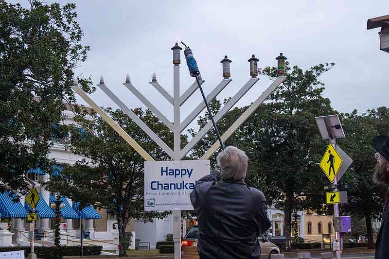 WATCH | ‘Share the light’: Hot Springs Jewish community, friends light ...