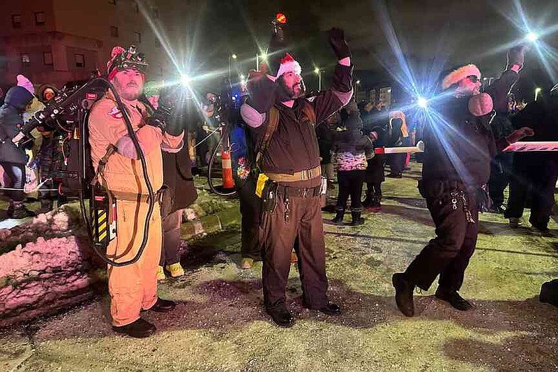 Nightly tradition brings light and hope to children at Michigan ...