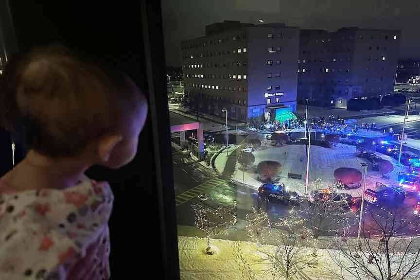 Nightly tradition brings light and hope to children at Michigan ...
