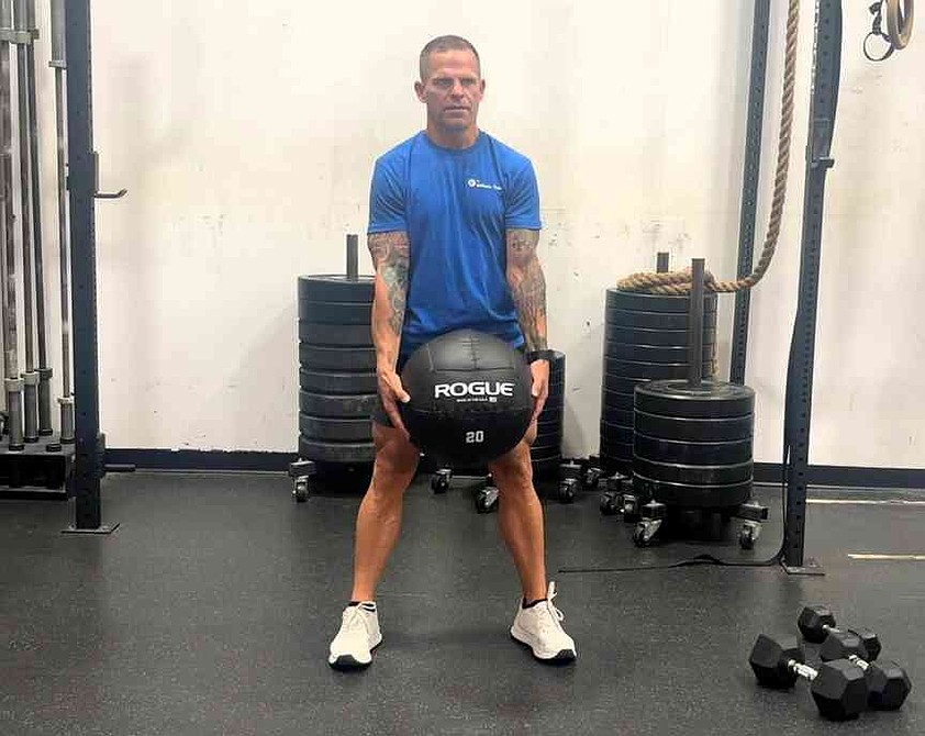 MASTER CLASS: Medicine Ball exercise is a good step toward “farm strong ...