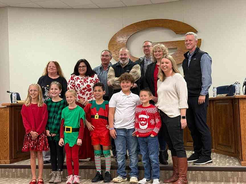 Greenwood School Board hears of outdoor education program, approves ...