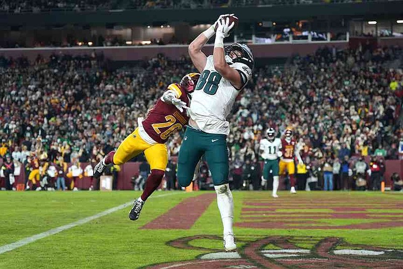 Eagles overcome miscues, win East | The Arkansas Democrat-Gazette ...