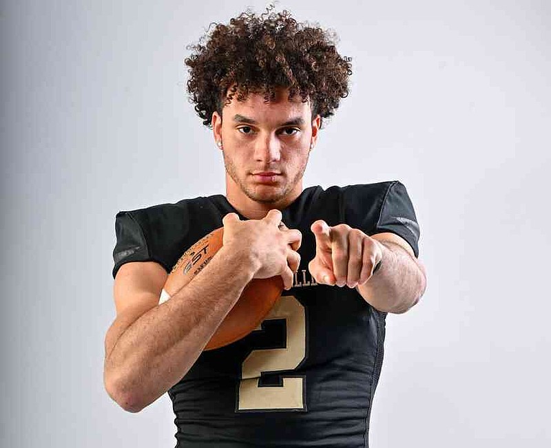 Bentonville senior linebacker Thornton-Mead rises to occasion as ...