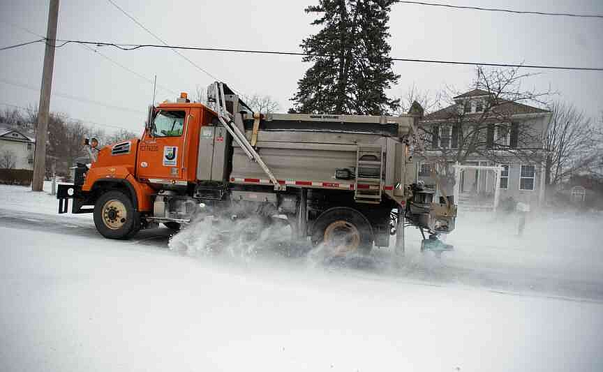 Strong bomb cyclone hits northern US | Northwest Arkansas Democrat-Gazette