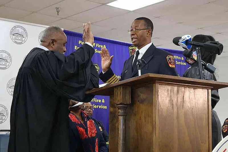 Pine Bluff’s police chief, fire chief sworn into office | Pine Bluff ...