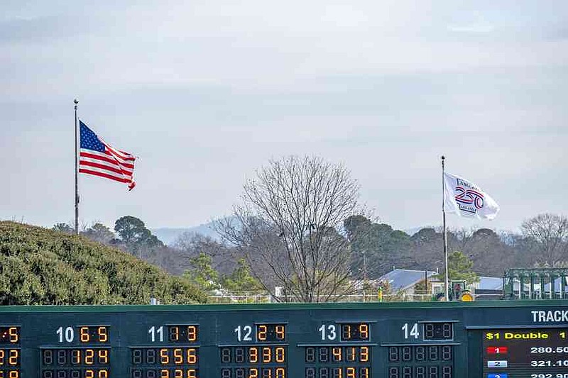 WATCH | Oaklawn first to unveil new flag to honor country’s ...