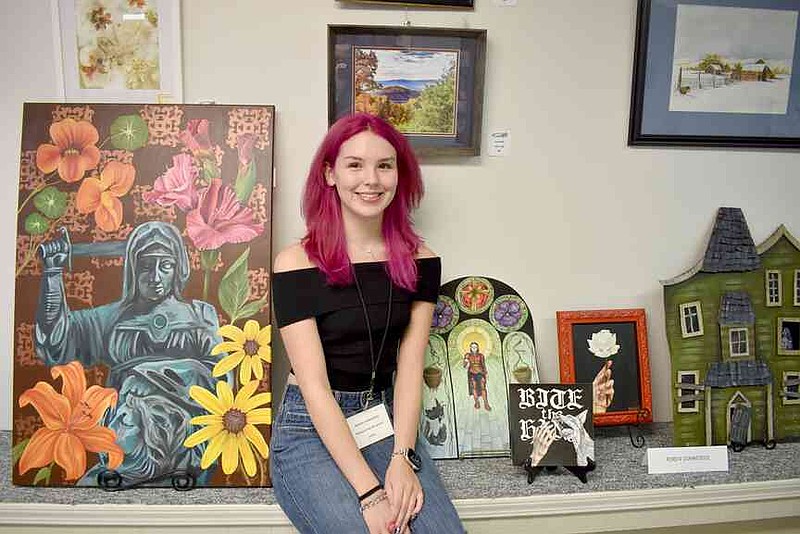 Art scholarship recipients celebrated at Wishing Spring Gallery | The ...
