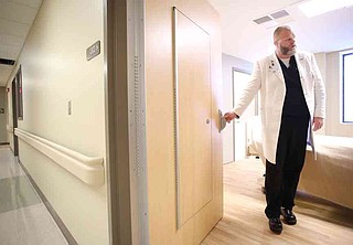 Rogers doctor facing Medicaid fraud counts found fit to proceed to ...