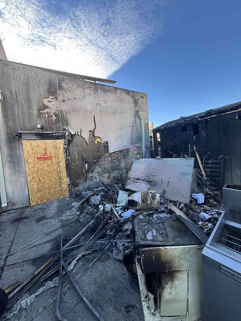 Fire Department responds to blaze behind Doe’s Eat Place on Dickson ...