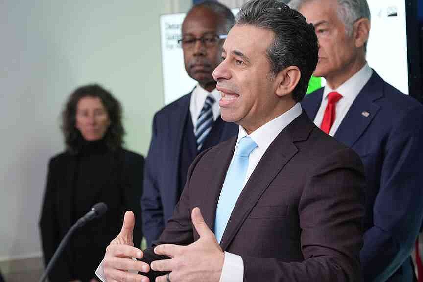 Legal questions swirl around FDA’s new expedited drug program | Hot ...