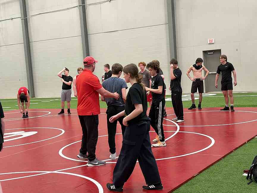 Farmington High forms competitive wrestling team | The Washington ...
