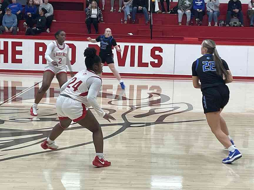 WATCH | Lady Red Devils fall short in intense game | Hot Springs Sentinel Record