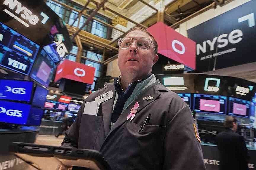 Stocks sink in mixed trading as gold and silver grow | The Arkansas ...