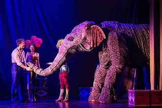 Memory and metaphor: ‘Water for Elephants’ cast soars above the stage ...