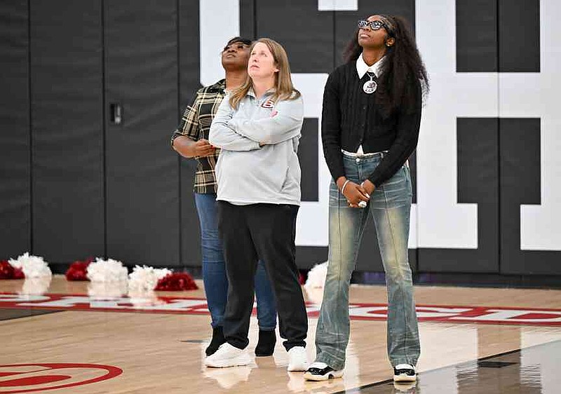 PHOTOS: Hometown WNBA champion honored | The Arkansas Democrat-Gazette ...
