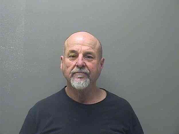 Hot Springs man arrested for allegedly ramming car with wife ...