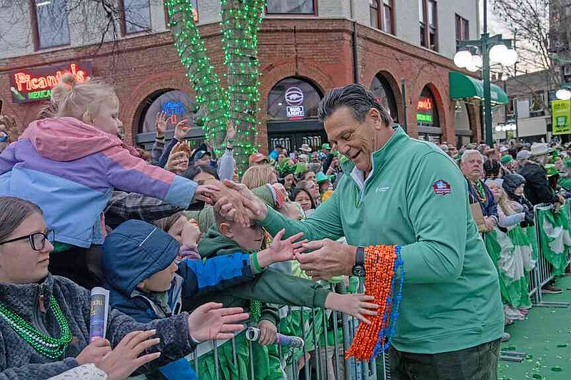 WATCH | 23rd World's Shortest St. Patrick’s Day Parade an Electra-fying ...