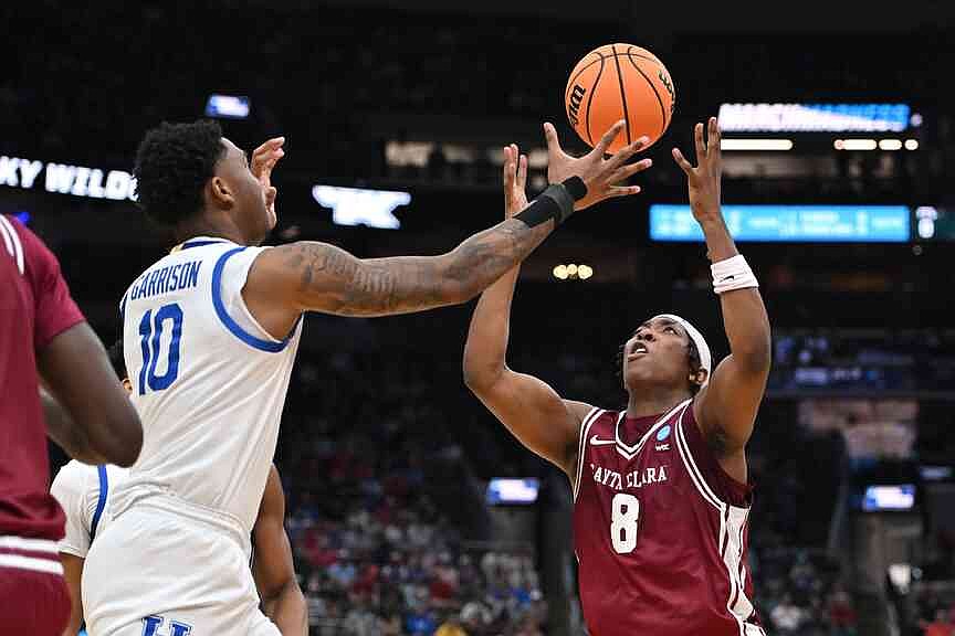 Buzzer-beater saves ’Cats from early exit | The Arkansas Democrat ...
